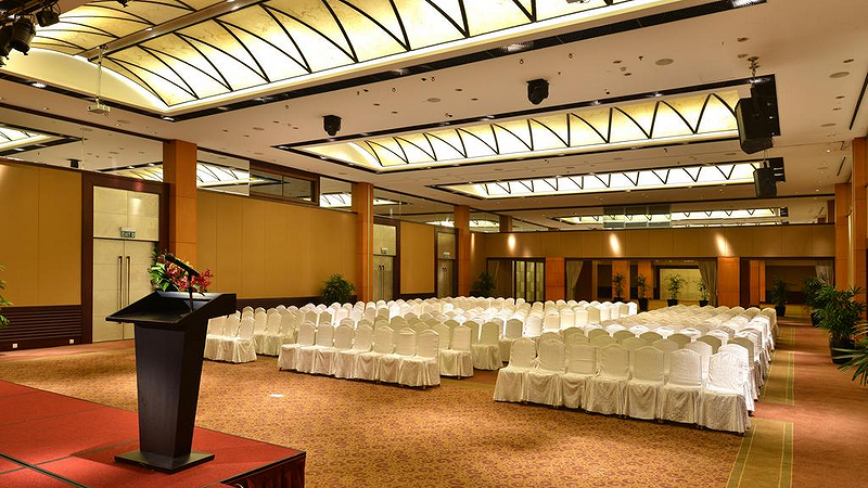 Khách sạn Equatorial Hồ Chí Minh