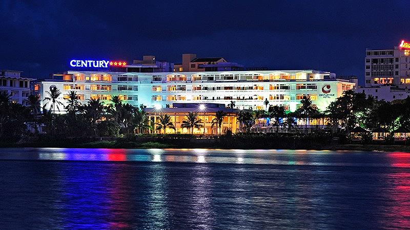 Khách sạn Century Riverside Huế