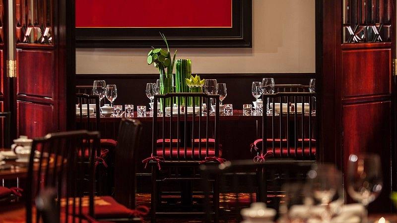 Khách sạn Renaissance Riverside Sài Gòn